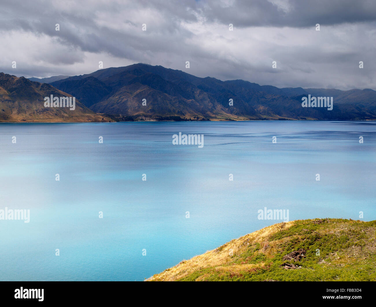 Lake Hawea, South Island, New Zealand Stock Photo - Alamy