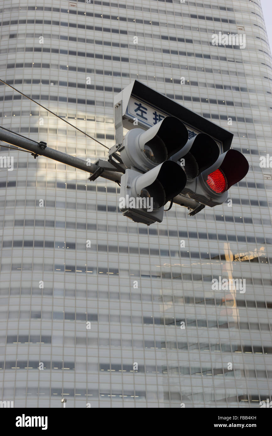 Traffic in tokyo hi-res stock photography and images - Alamy