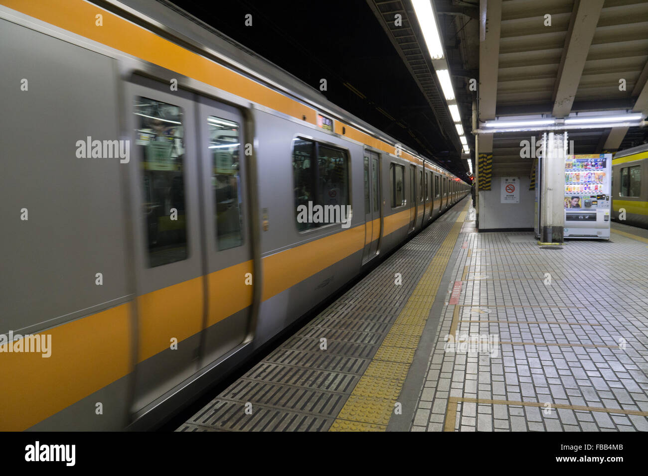 Blurring Subway High Resolution Stock Photography and Images - Alamy