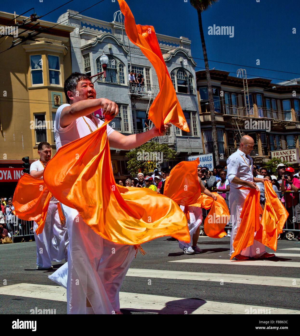 Mission district san francisco carnaval hi-res stock photography and ...