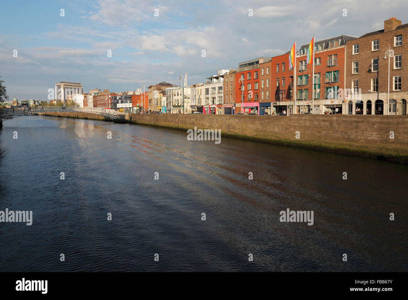 Wellington Quay at the Liffey river in Dublin, Ireland Stock Photo - Alamy