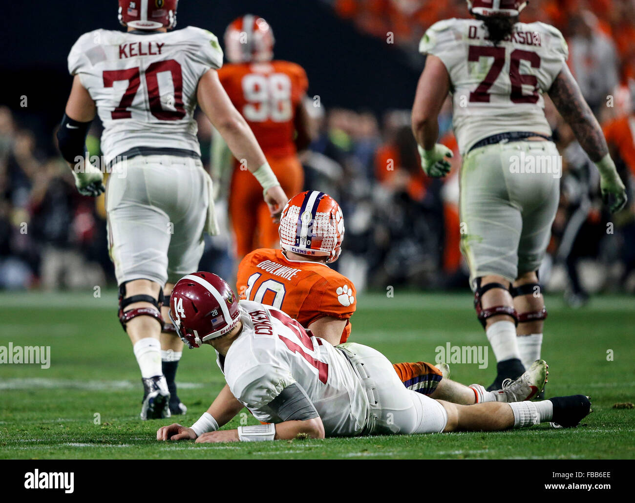 Glendale, AZ, USA. 11th Jan, 2016. Alabama Crimson Tide quarterback ...