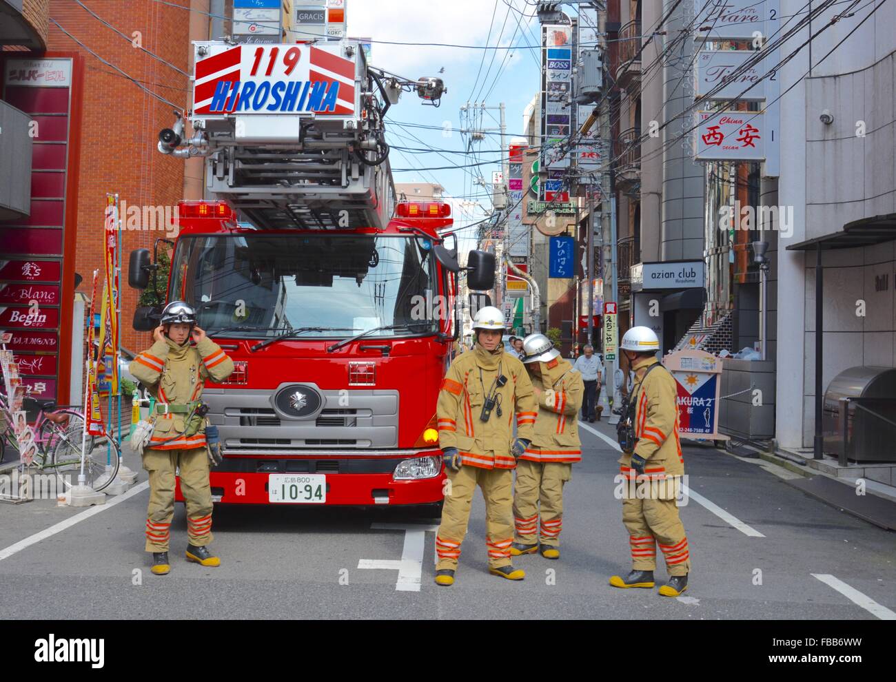 Fire men Japan Stock Photo - Alamy