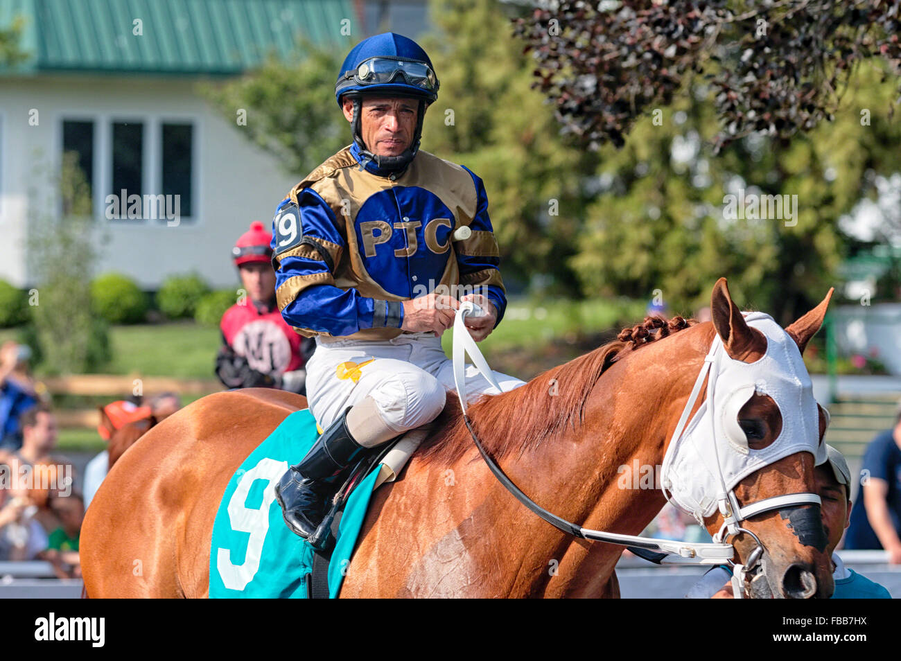 Jockey horse hi-res stock photography and images - Alamy