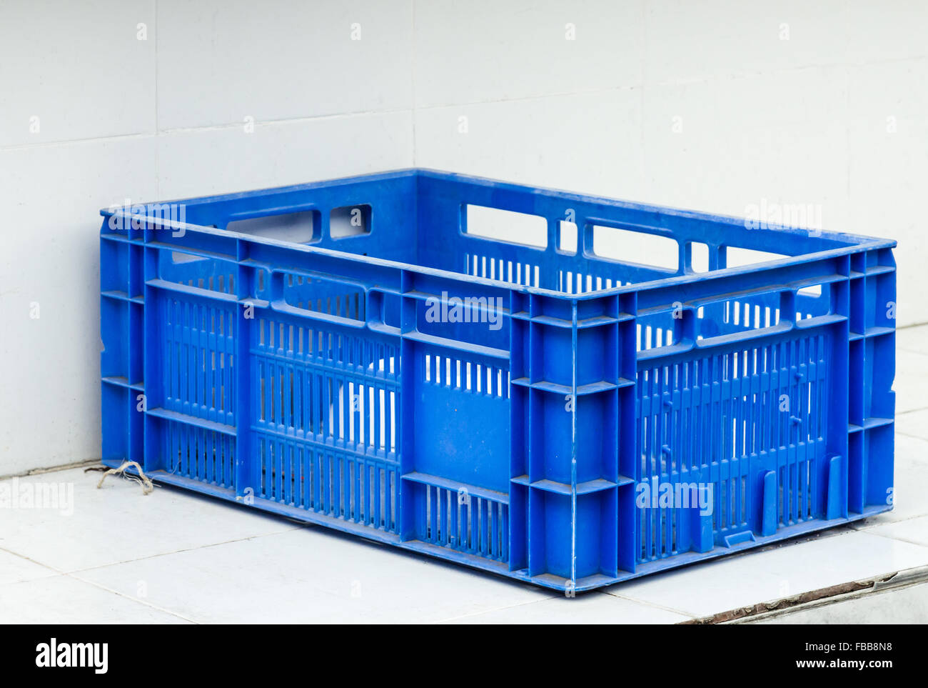 Plastic crate hi-res stock photography and images - Alamy