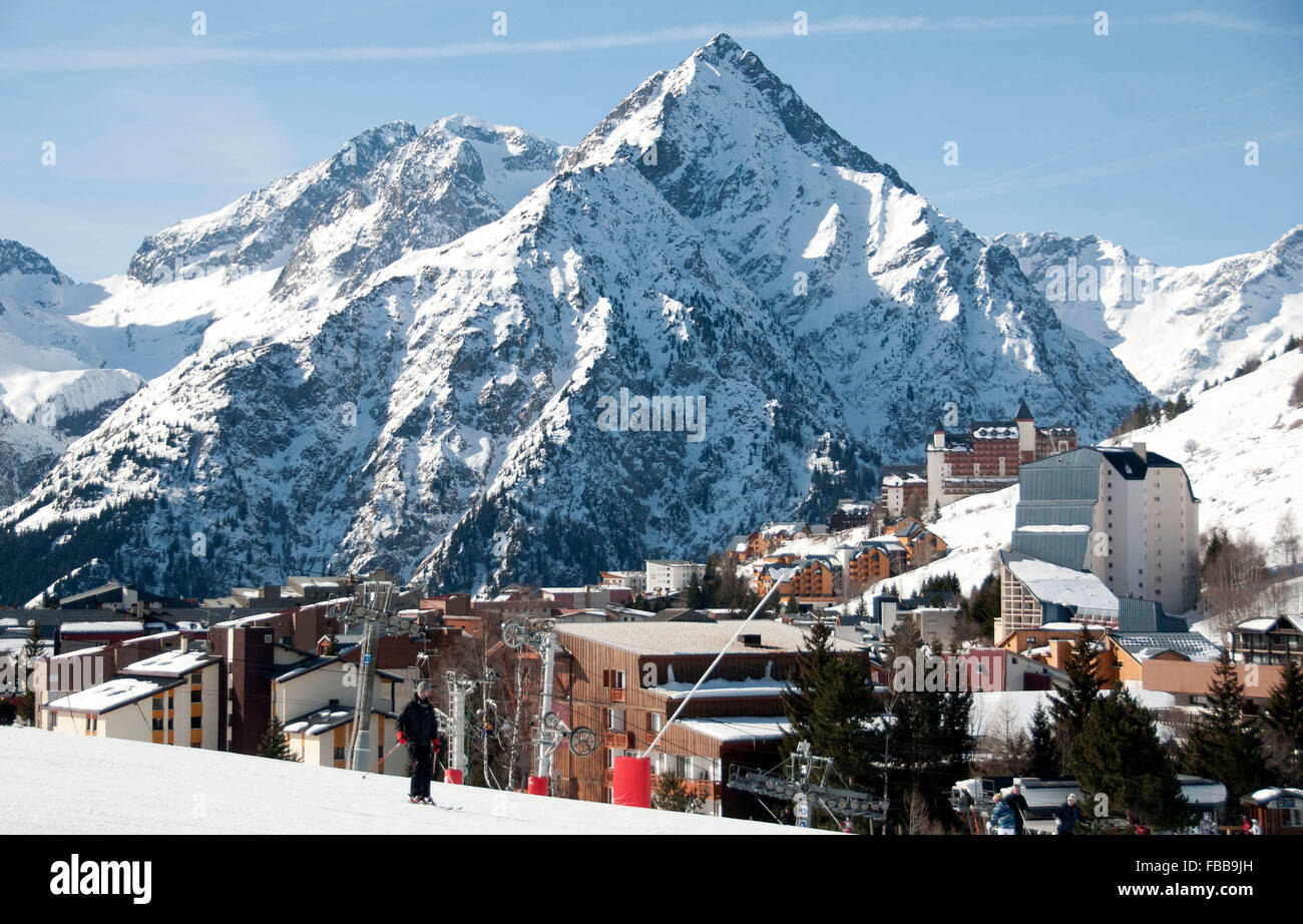 Les deux alps resort hi-res stock photography and images - Alamy