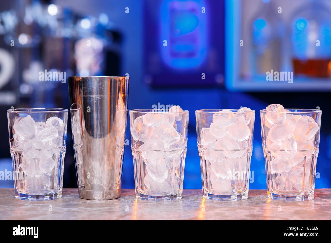 Set of ice cubes hi-res stock photography and images - Alamy