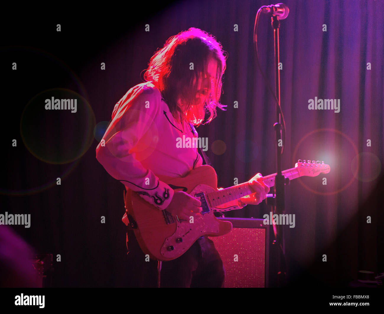 Country and western music hi-res stock photography and images - Alamy