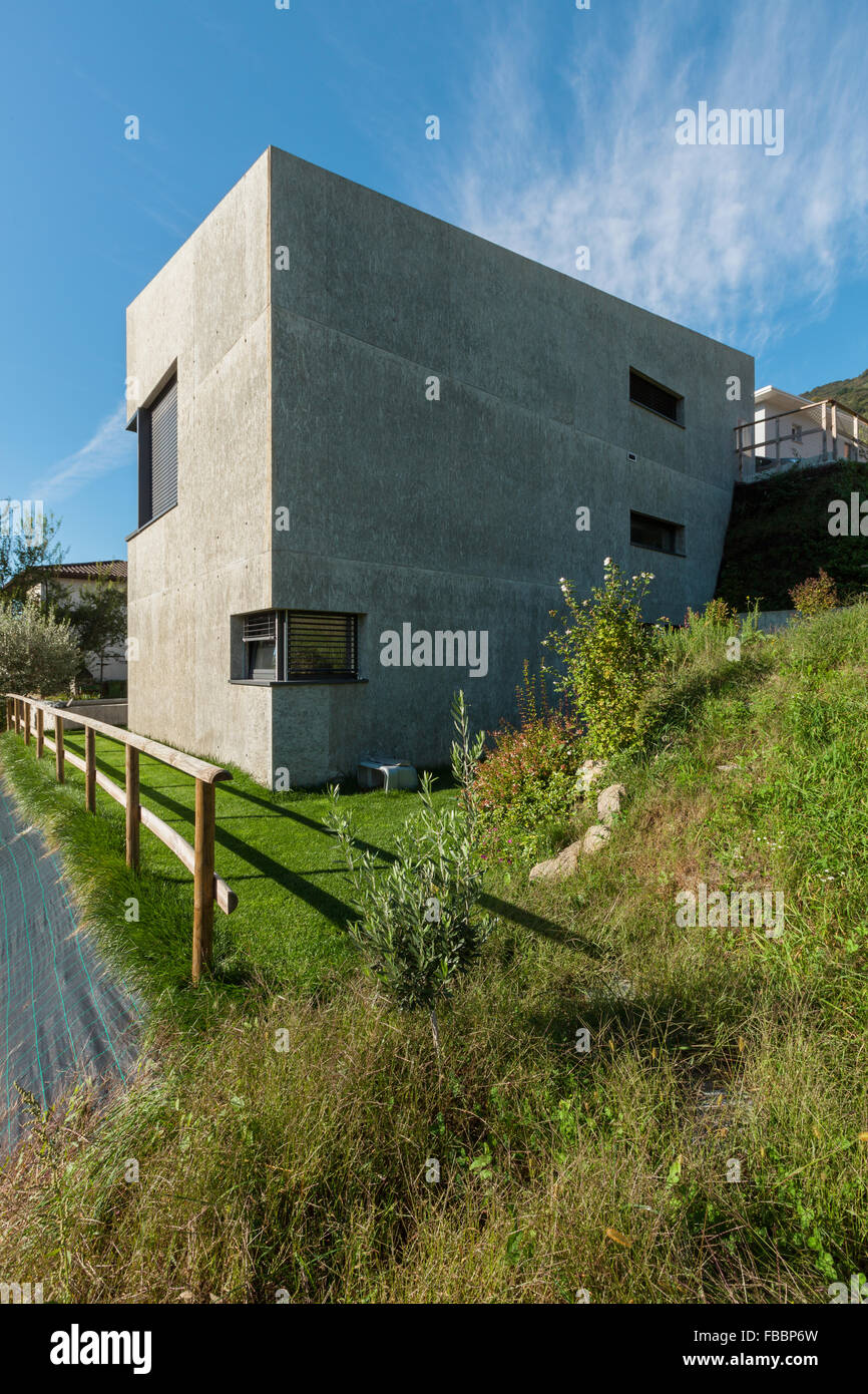 Modern house, minimalist square concrete Stock Photo - Alamy