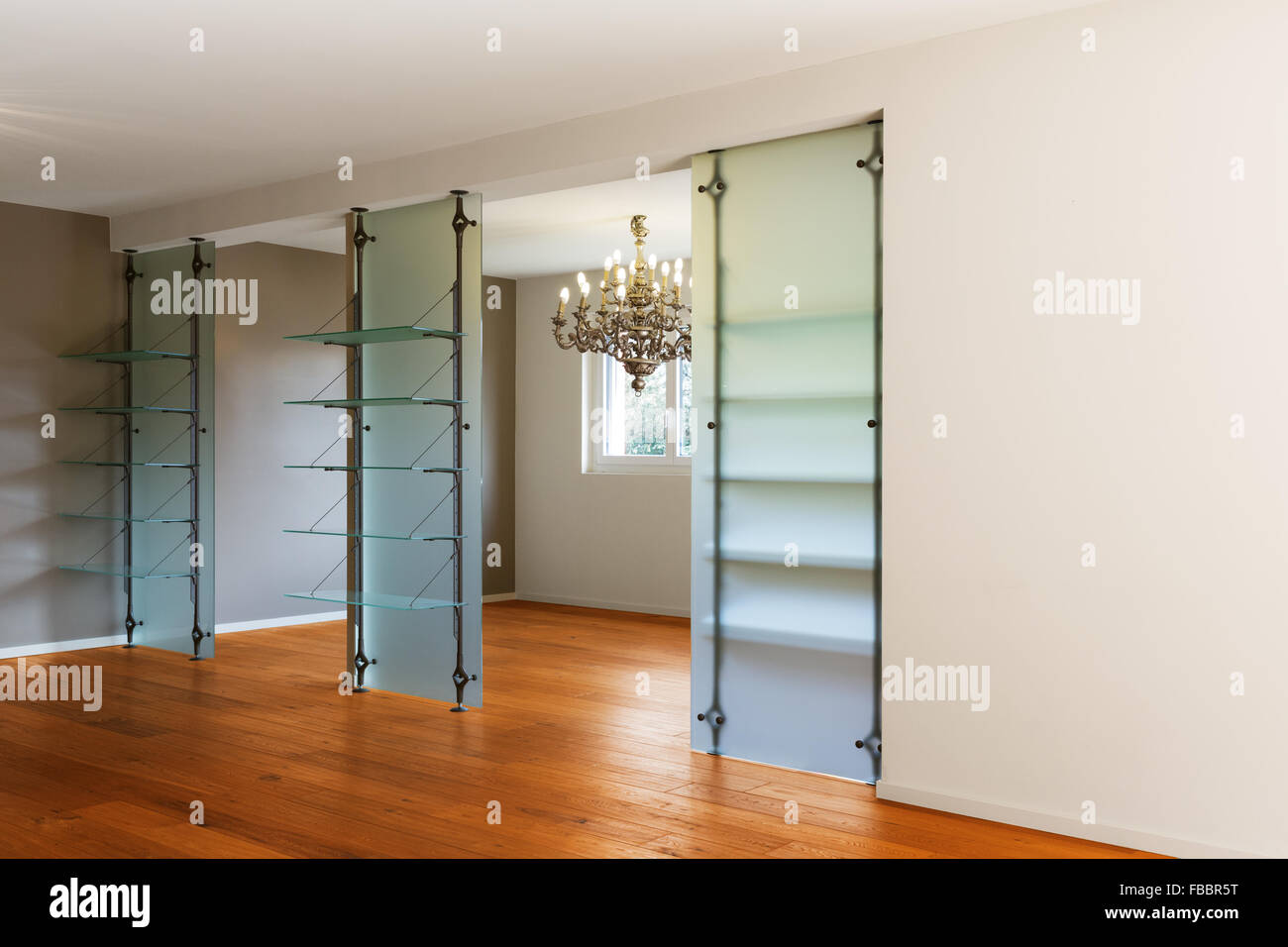 Hardwood floors hi-res stock photography and images - Alamy