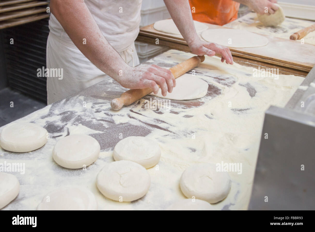 Pizzeria kitchen hi-res stock photography and images - Alamy