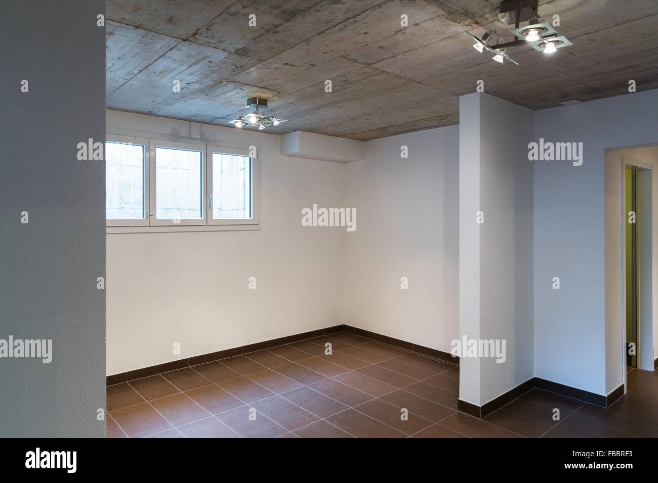 Modern house, empty apartment Stock Photo - Alamy