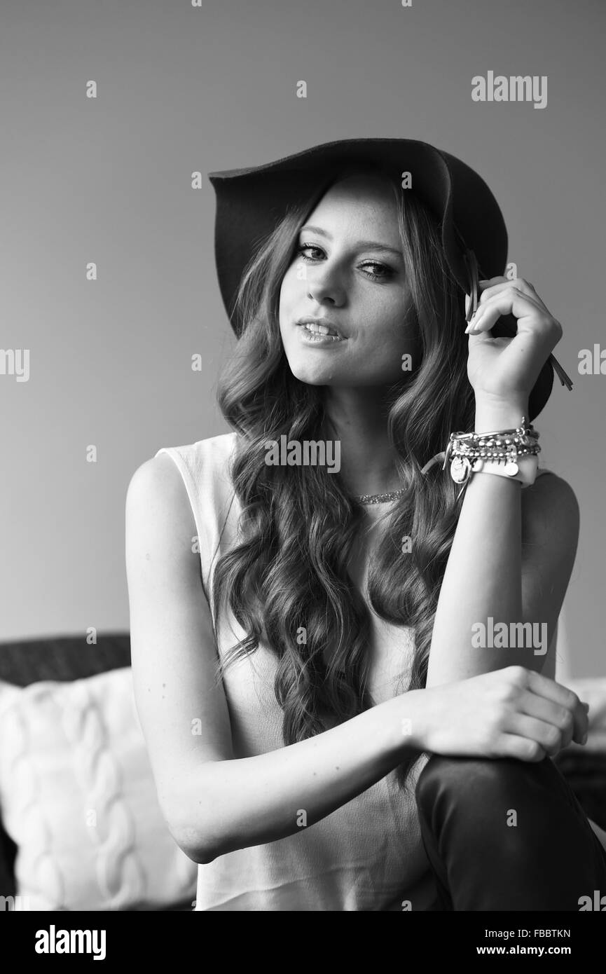 Berlin, Germany. 13th Jan, 2016. EXCLUSIVE - Model and actress Barbara ...