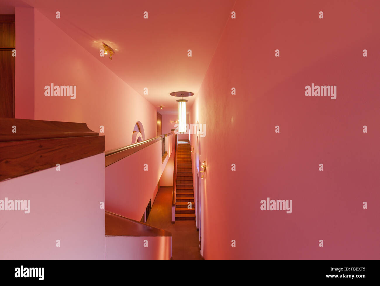 Entrance house pink walls hi-res stock photography and images - Alamy