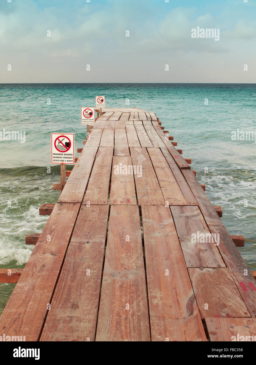 Summer signals hi-res stock photography and images - Alamy