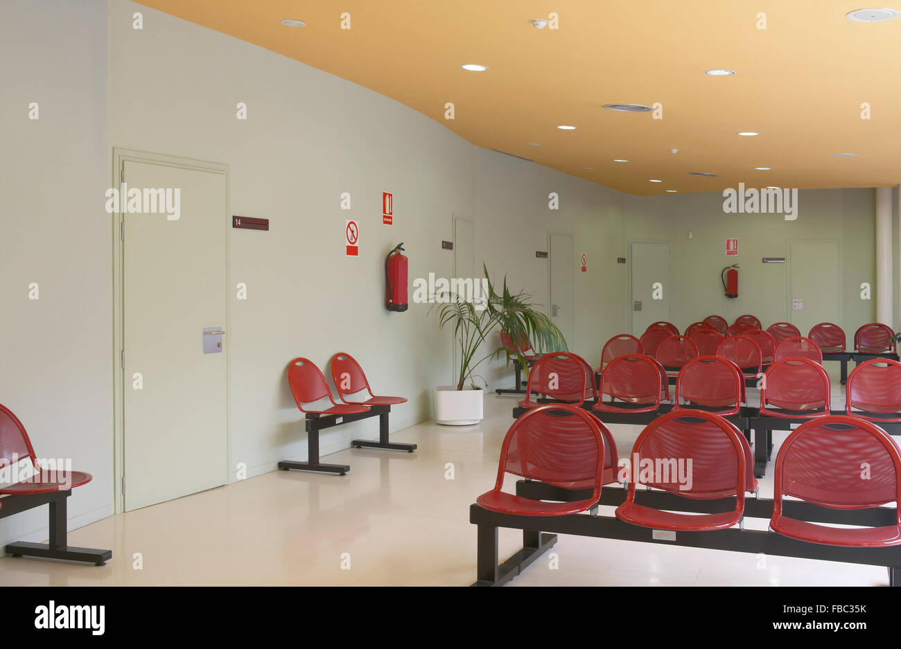 Hospital rest area hi-res stock photography and images - Alamy