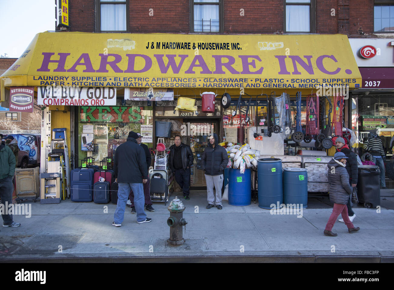 Hardware store new york new hi-res stock photography and images - Alamy