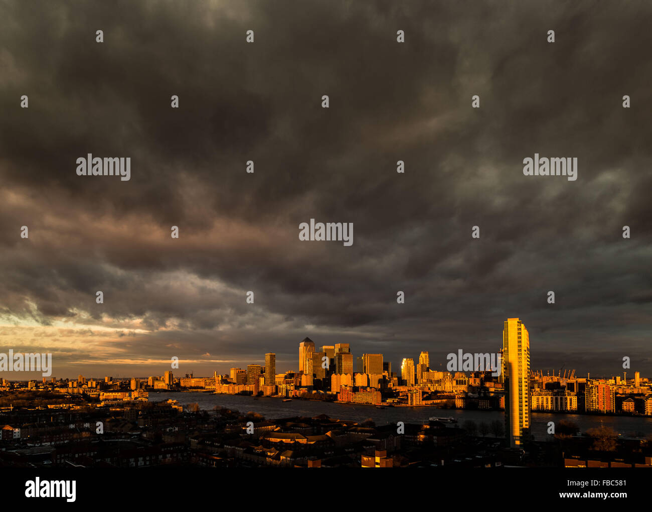 Beautiful Sunset Over Central London High Resolution Stock Photography ...