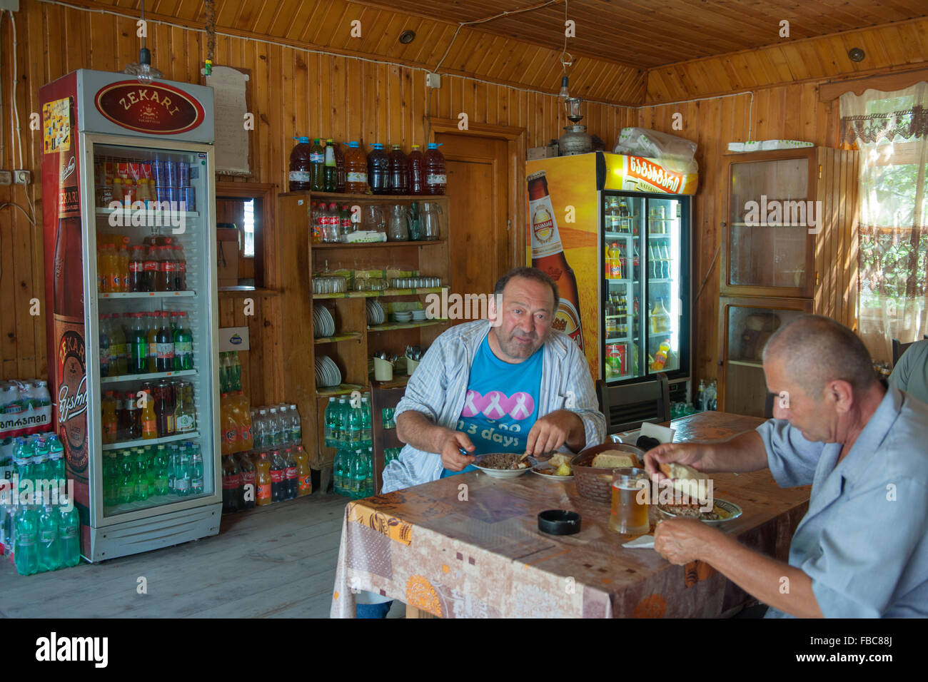 Georgien, Adscharien, Zvare am Fluss Acharitskali, Lokal im ...