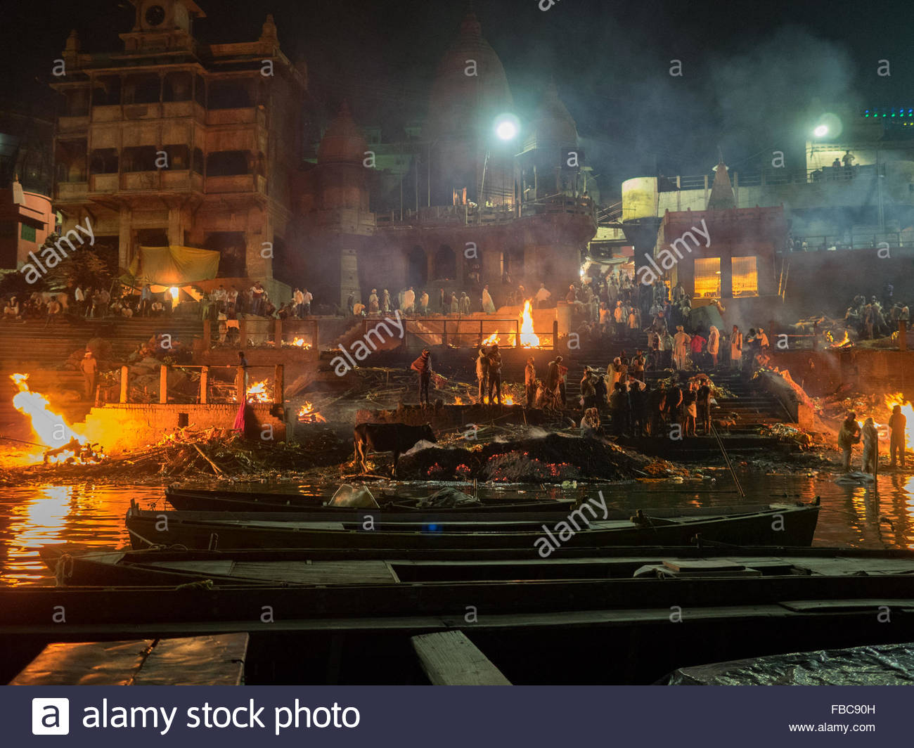 Hindu Funeral Varanasi Stock Photos & Hindu Funeral Varanasi Stock ...
