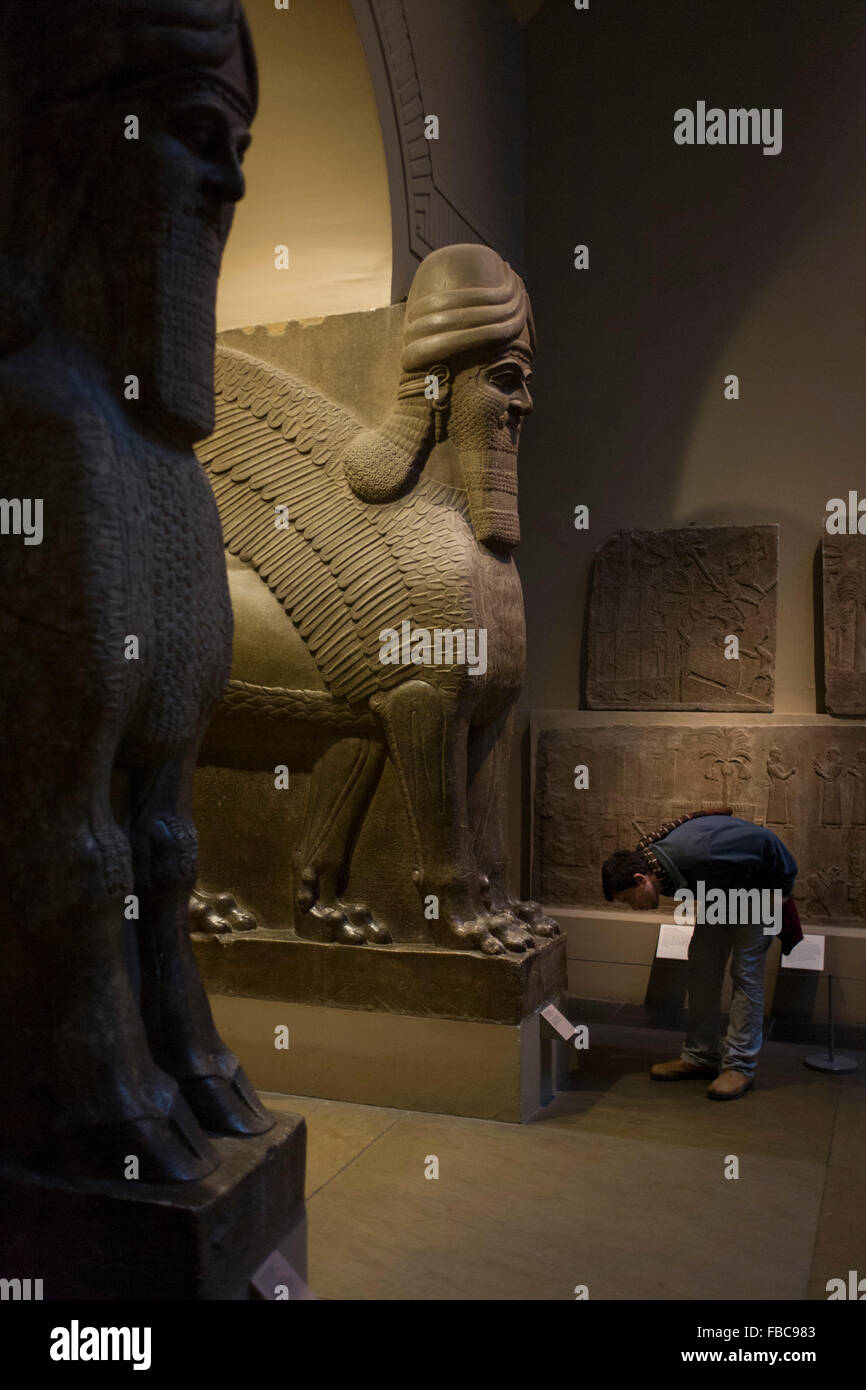 Nineveh ancient assyrian city hi-res stock photography and images - Alamy