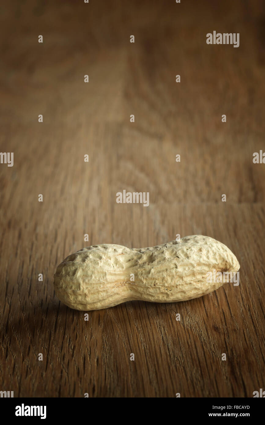 Peanuts table hi-res stock photography and images - Alamy