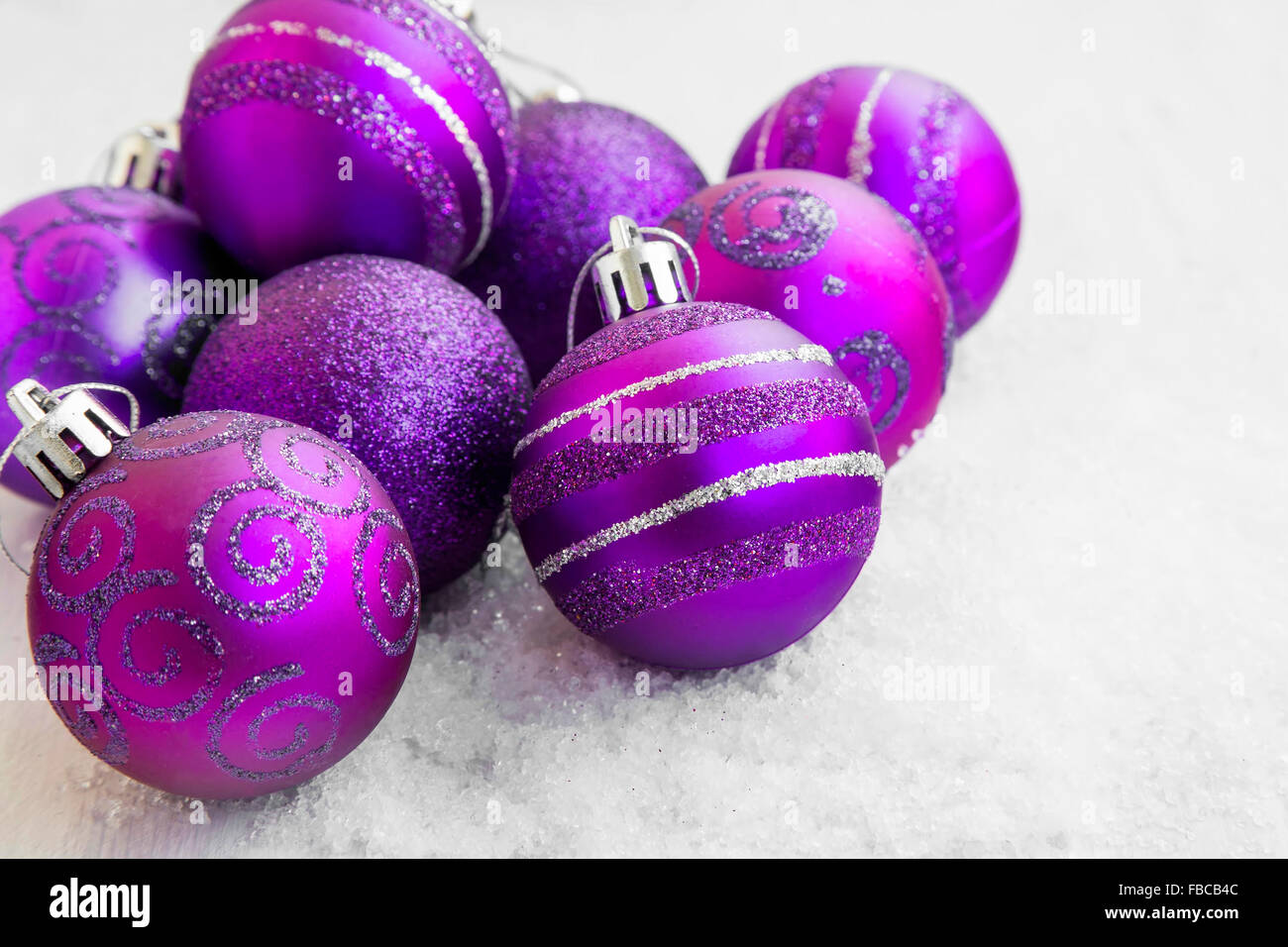 Purple balls hi-res stock photography and images - Alamy