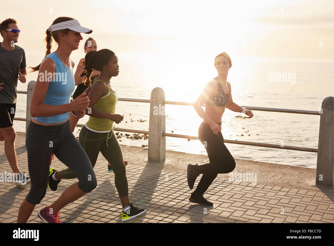 Runners hi-res stock photography and images - Alamy