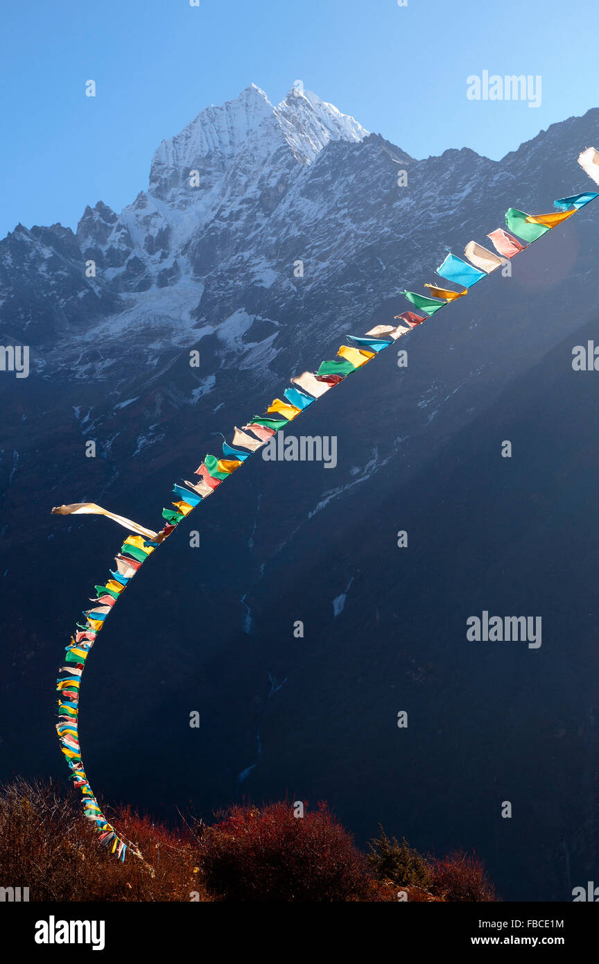 Prayer flags and mountain Himalaya Stock Photo - Alamy