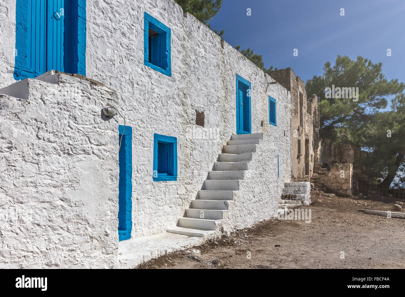 Greece traditional farm house hi-res stock photography and images - Alamy