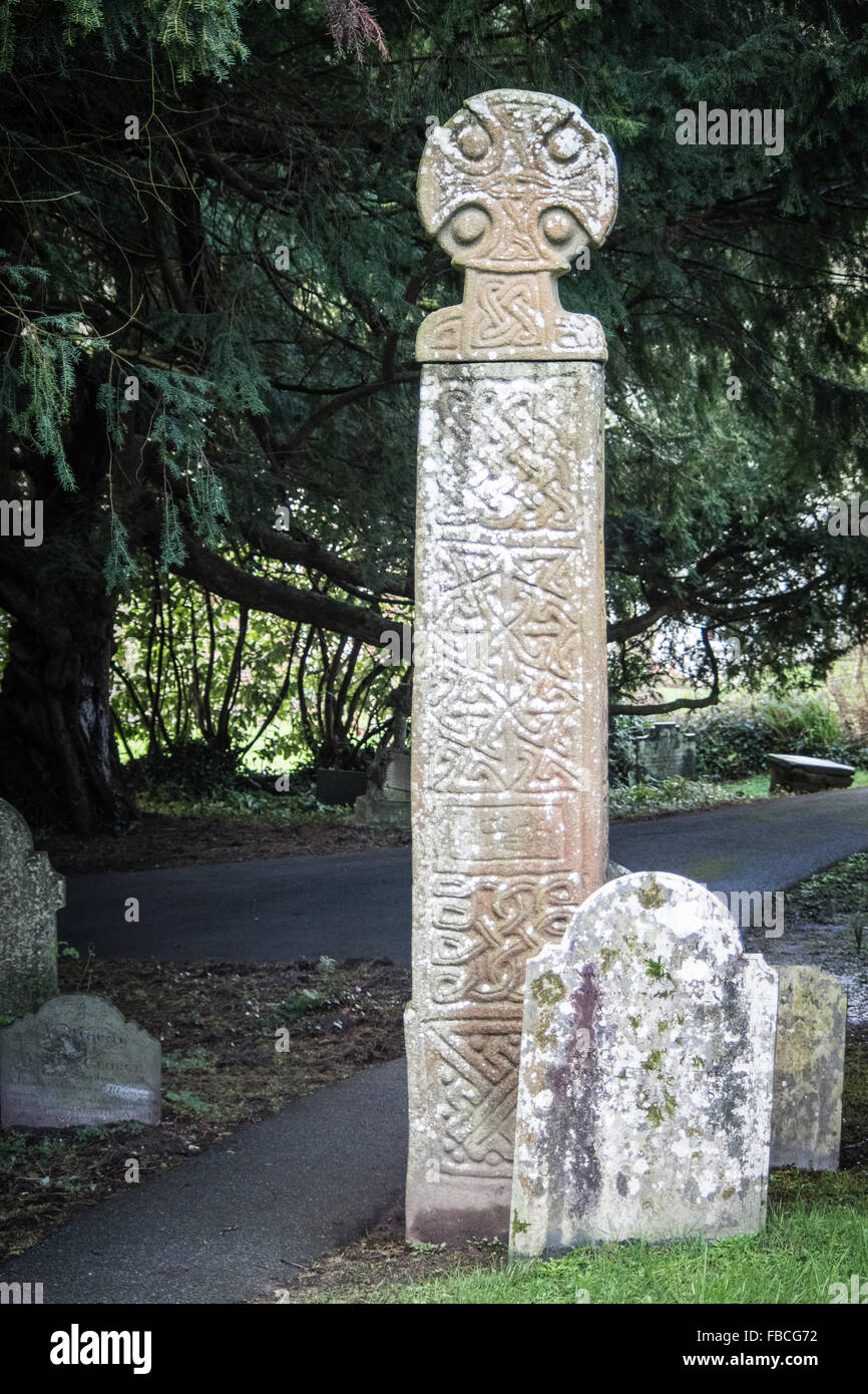 Celtic Carved Cross - The Nevern Cross, St. Brynach's Churchyard ...
