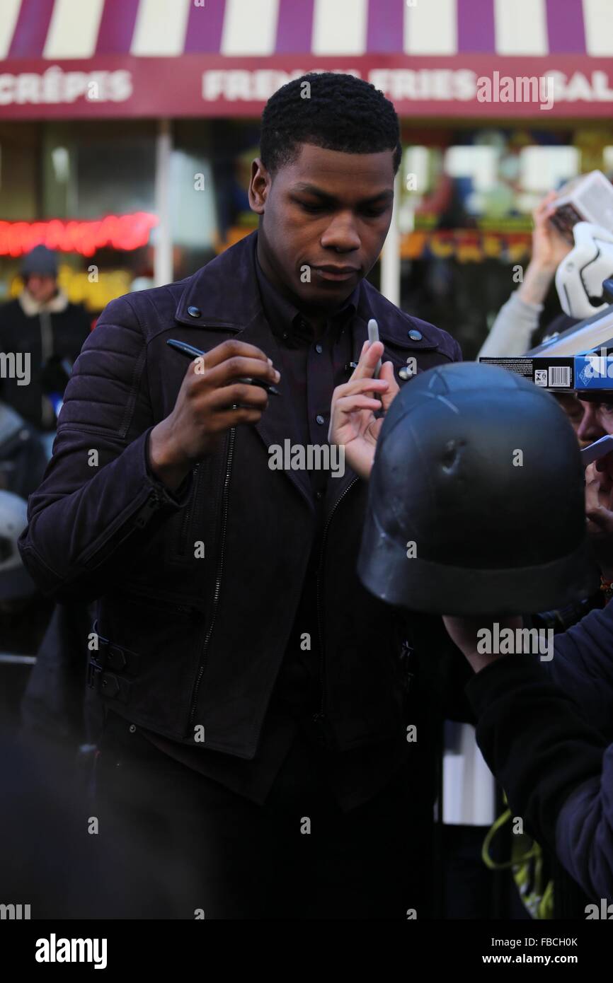 'Star Wars: The Force Awakens' actor John Boyega appears on 'Extra ...