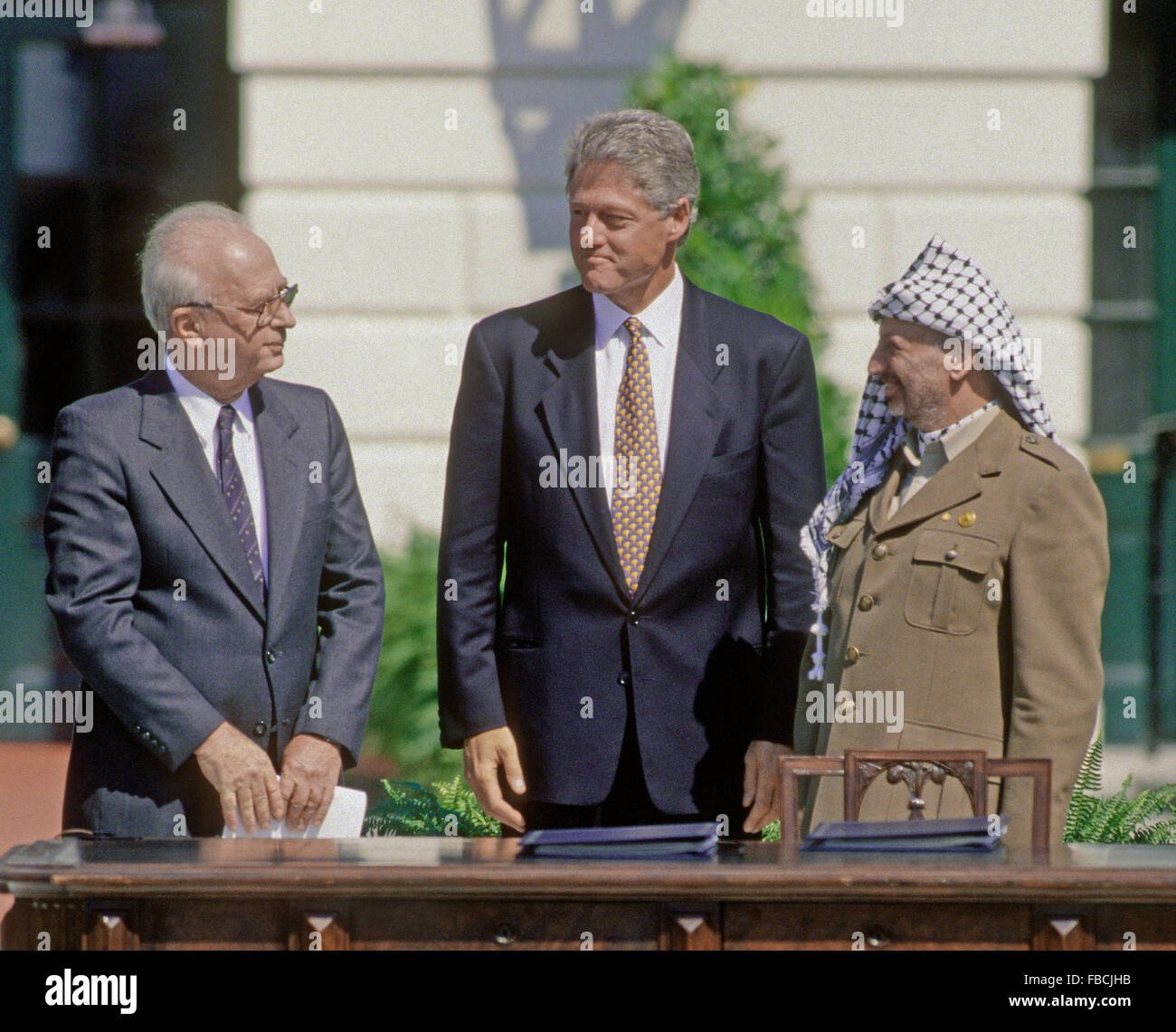 Signing of oslo accords hi-res stock photography and images - Alamy