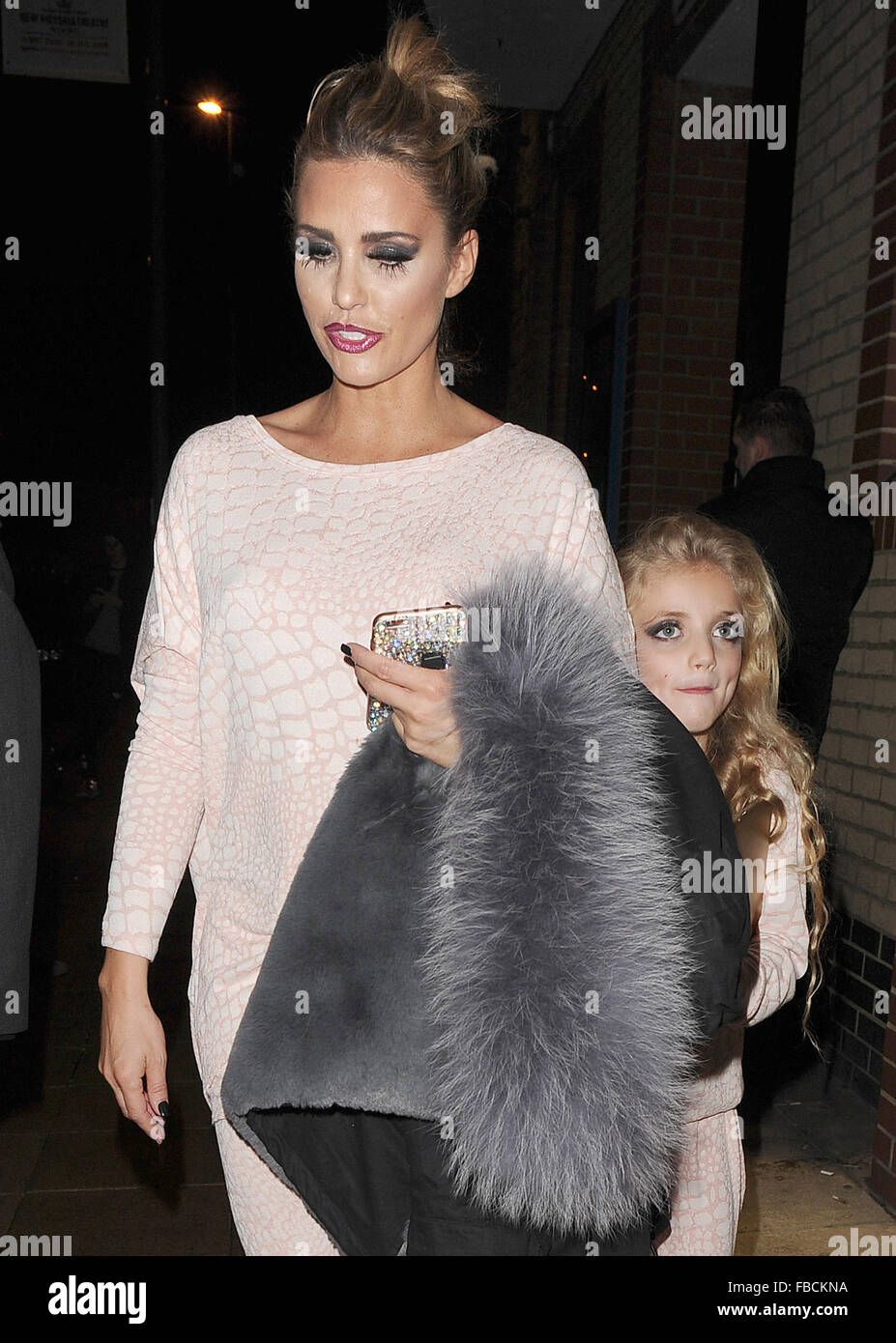 Katie Price and her young daughter Princess Tiaamii leave the New ...
