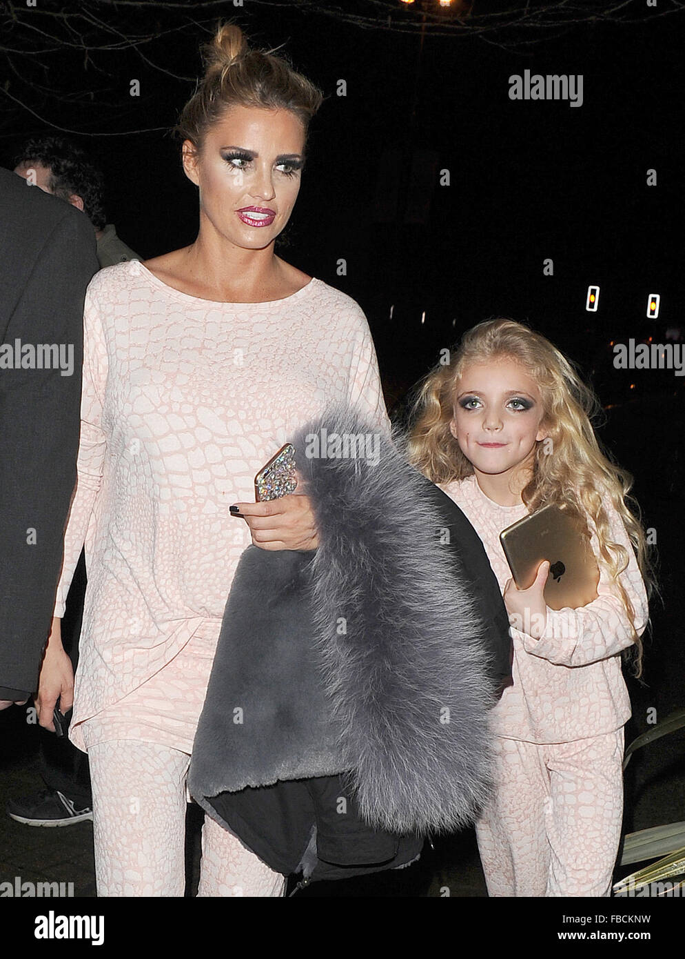 Katie Price and her young daughter Princess Tiaamii leave the New ...