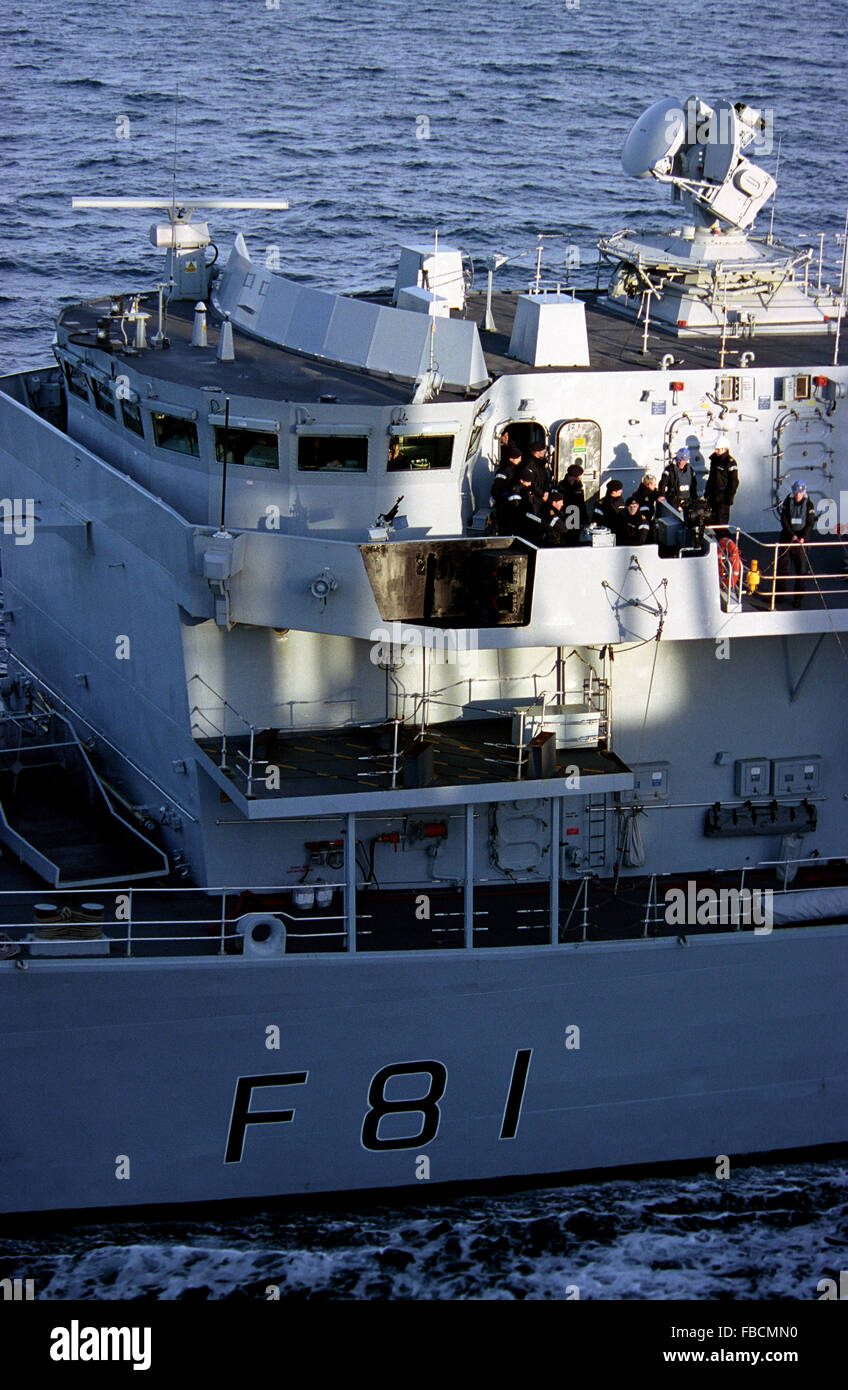 The Type 23 Frigate HMS Sutherland during an underway replenishment ...