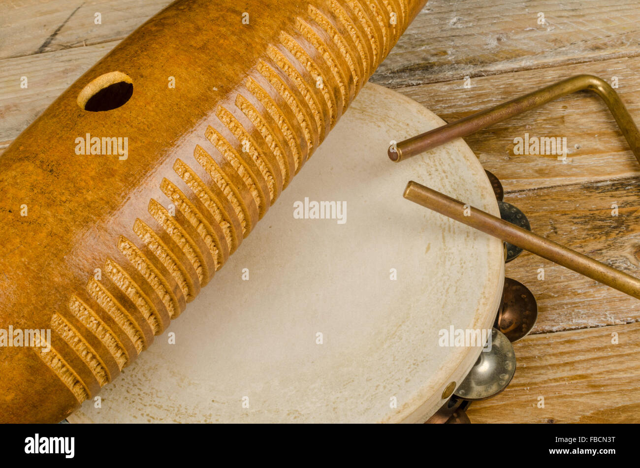 Guiro percussion instrument hi-res stock photography and images - Alamy