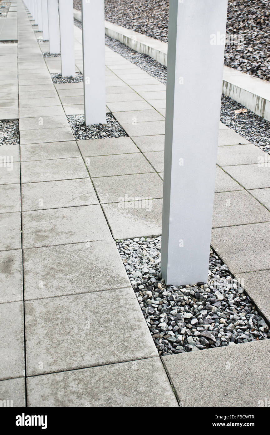 Courtyard with stone pillars hi-res stock photography and images - Alamy