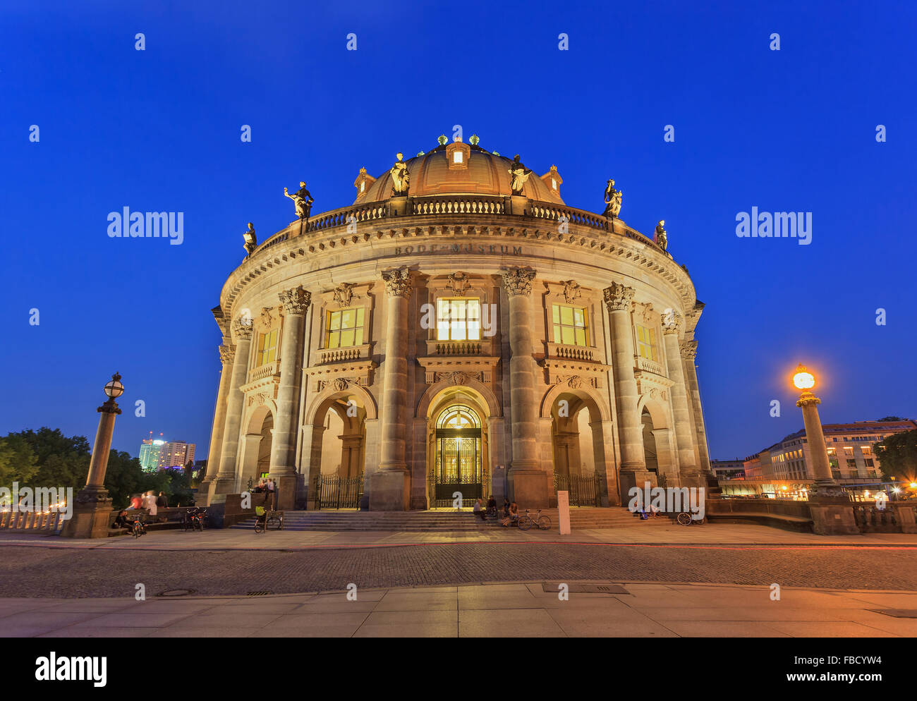 Berlin museum night hi-res stock photography and images - Alamy