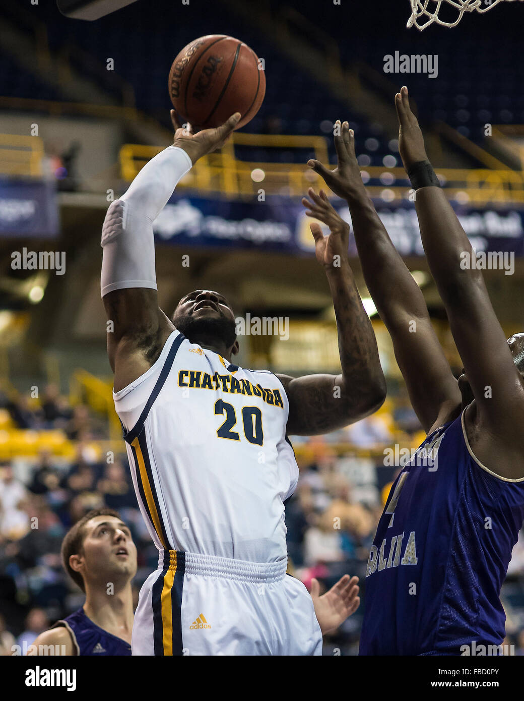 Chattanooga, Tennessee, USA. 14th Jan, 2016. Chattanooga Mocs forward ...