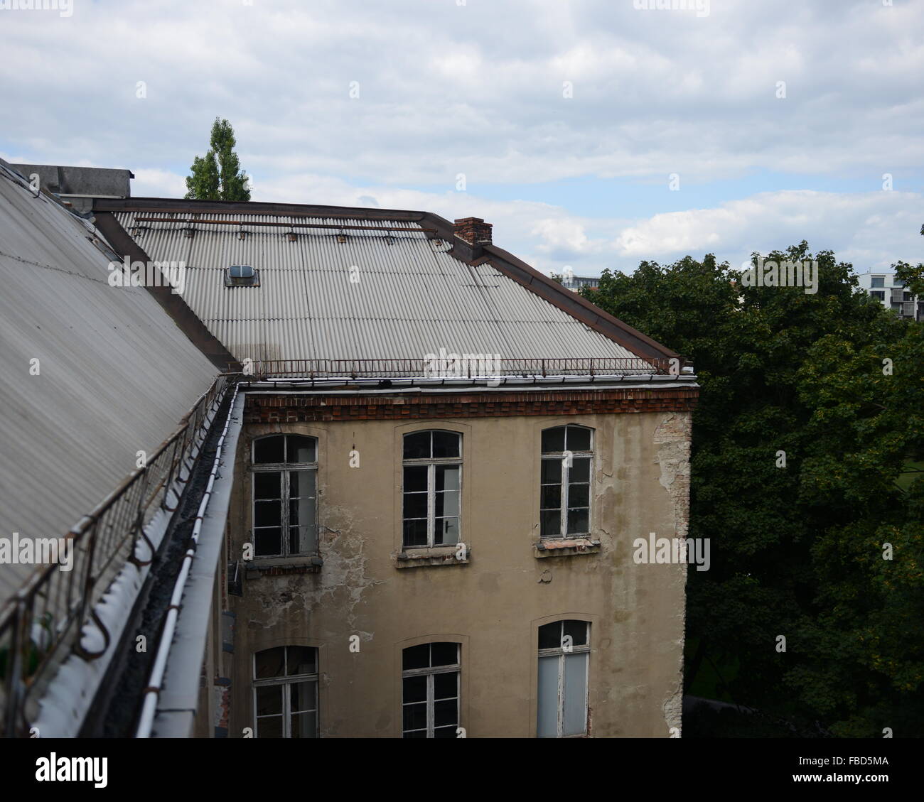 Roof Of Old Abandoned Building Stock Photo - Alamy