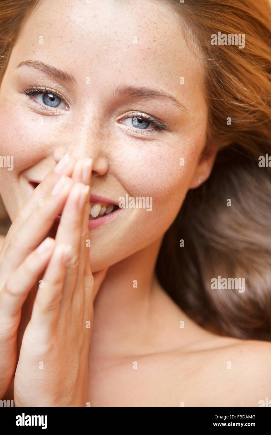 Teen hands over face hi-res stock photography and images - Alamy