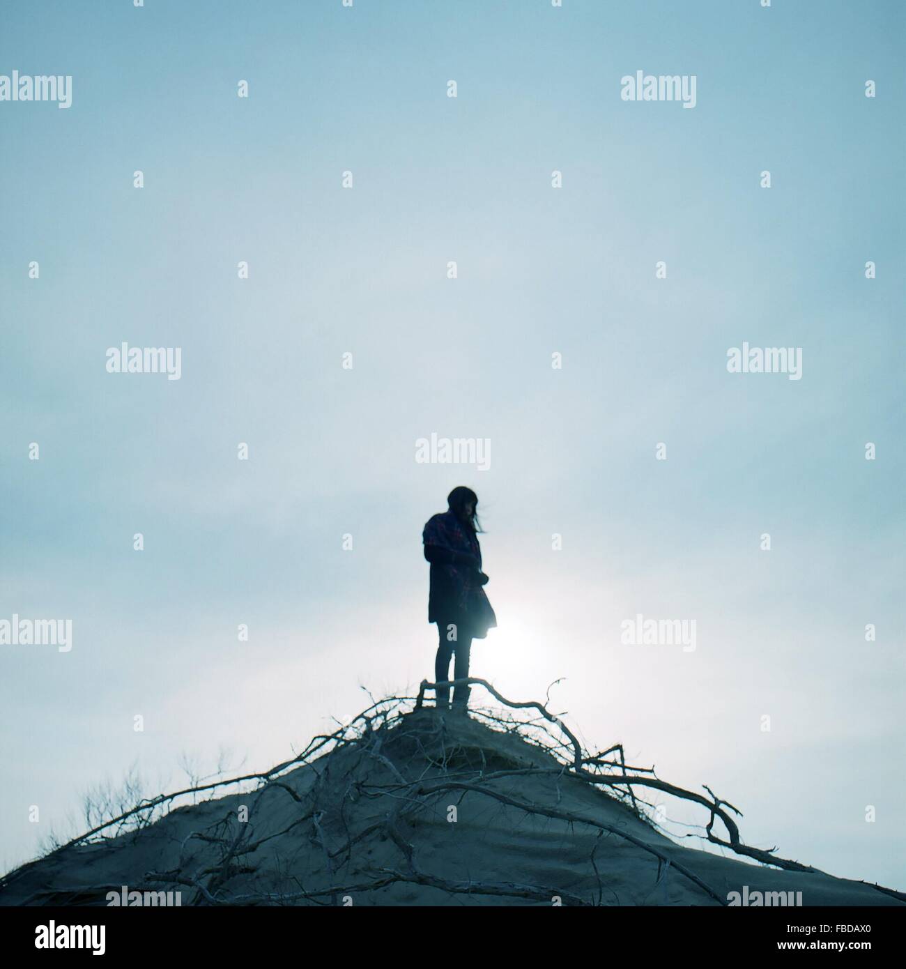 Woman on the cliff hi-res stock photography and images - Alamy