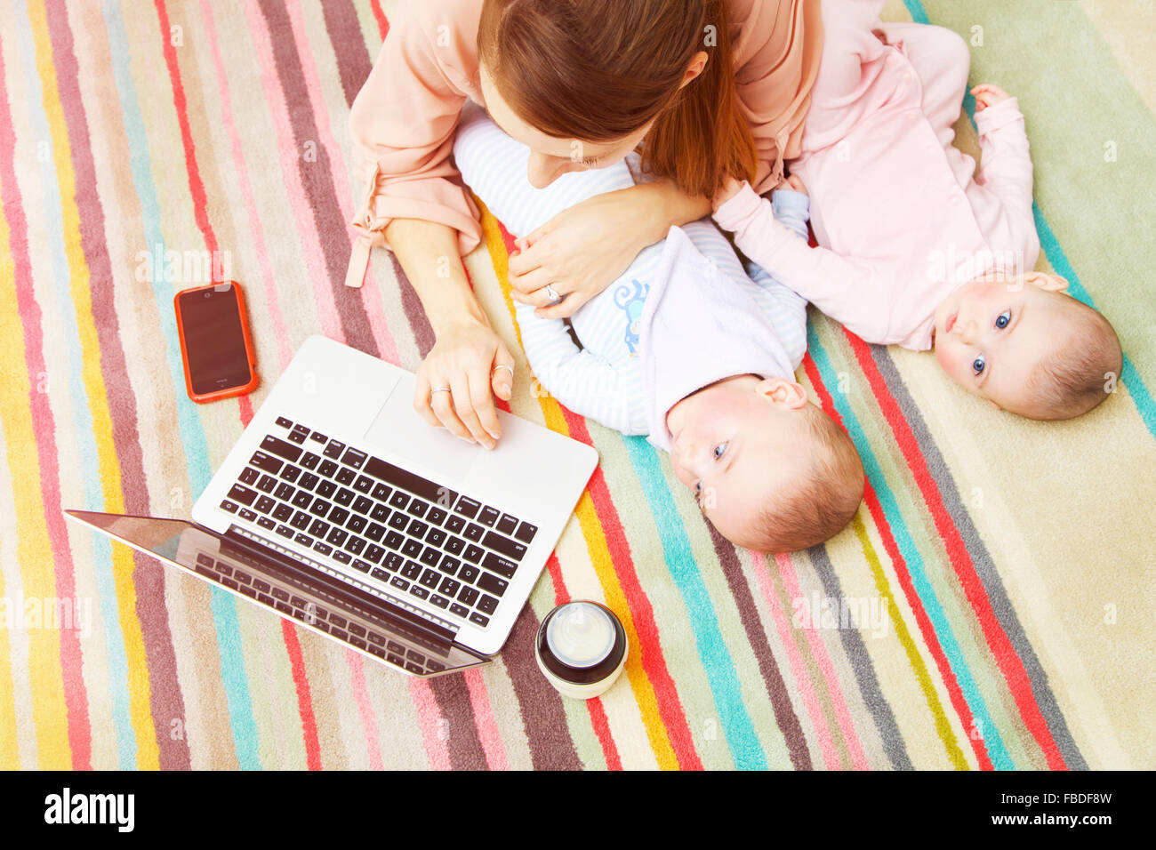 Adult twin brother and sister hi-res stock photography and images - Alamy