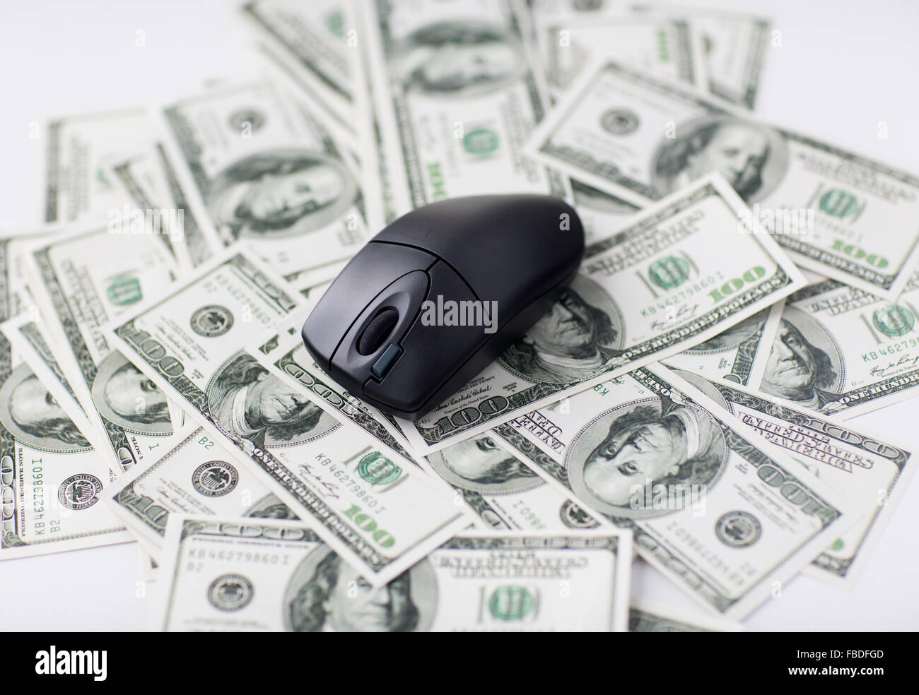close up of computer mouse and dollar cash money Stock Photo - Alamy