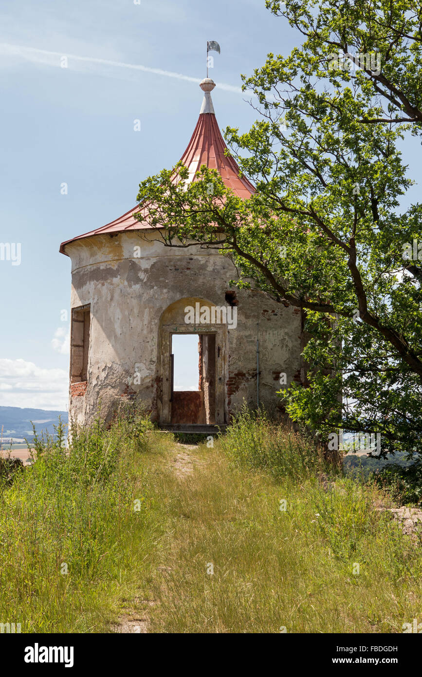 Lookout tower - Dungeon on the Horsovsky Tyn castle in the park Stock ...