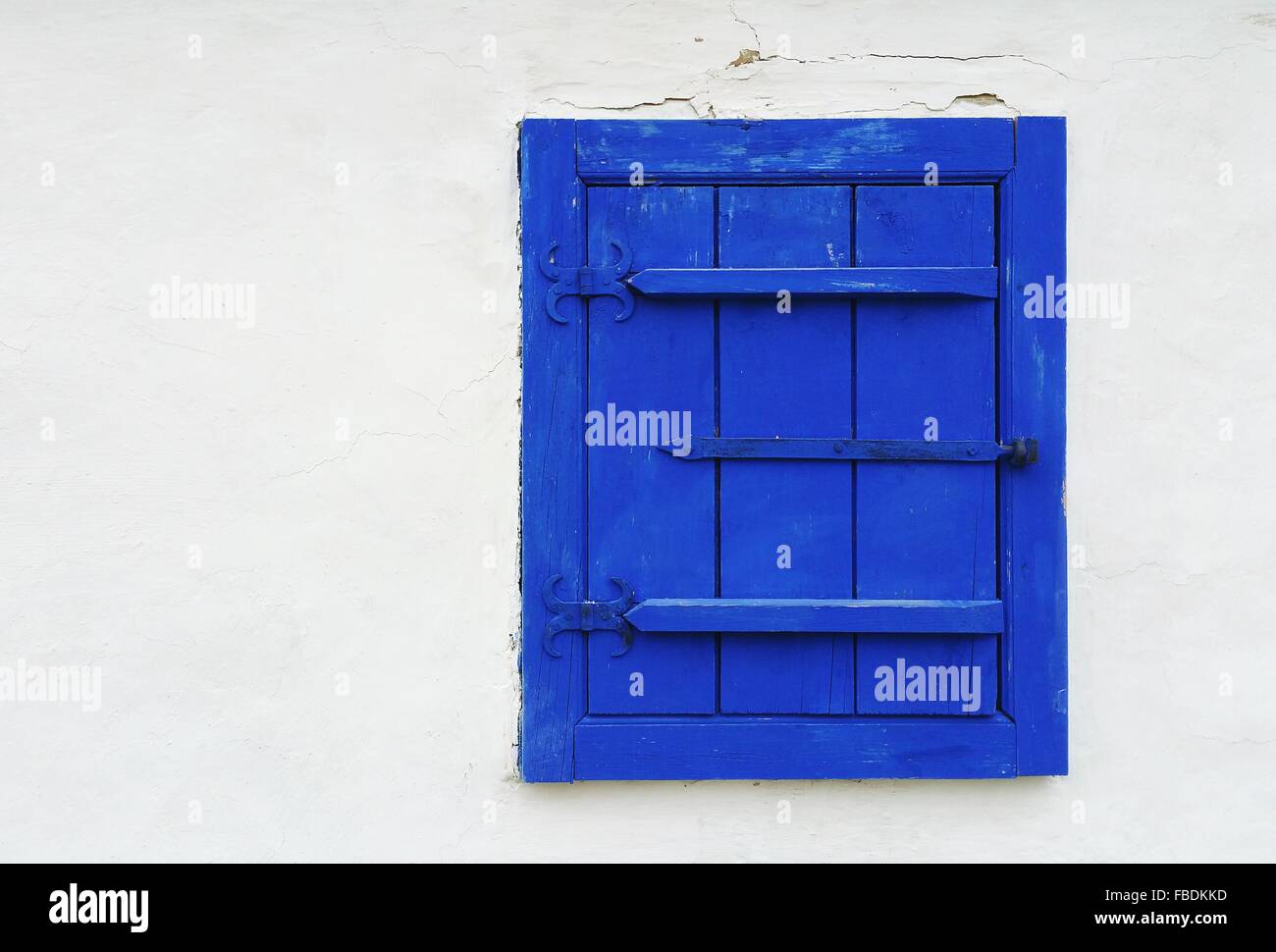 Wooden blue window hi-res stock photography and images - Alamy