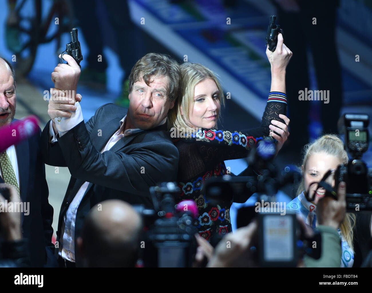 Bremen, Germany. 14th Jan, 2016. Designer Jette Joop (R) and actor Uwe ...