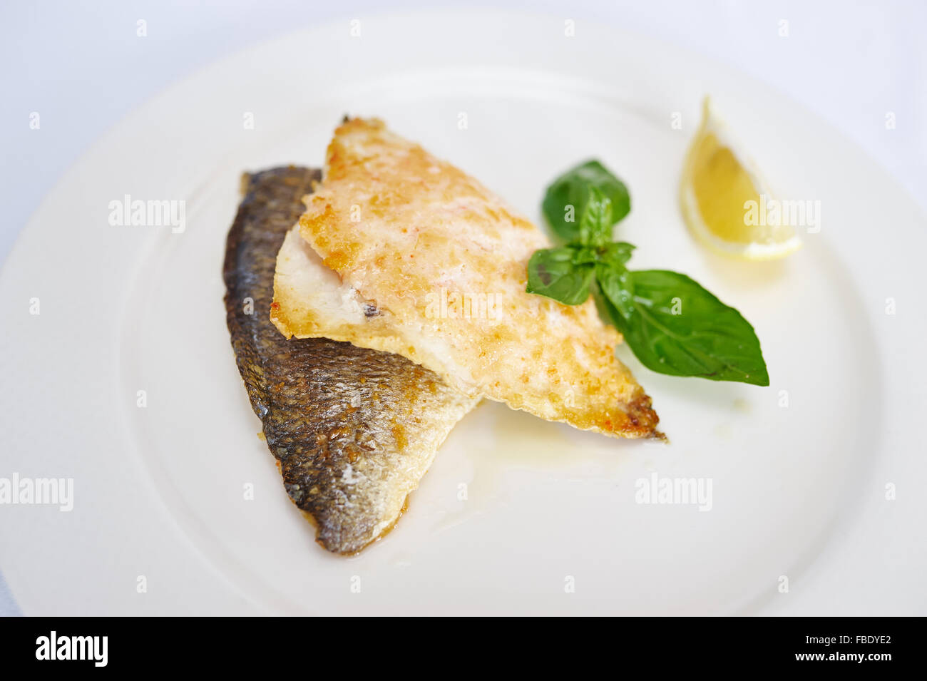 Fish fillets hi-res stock photography and images - Alamy