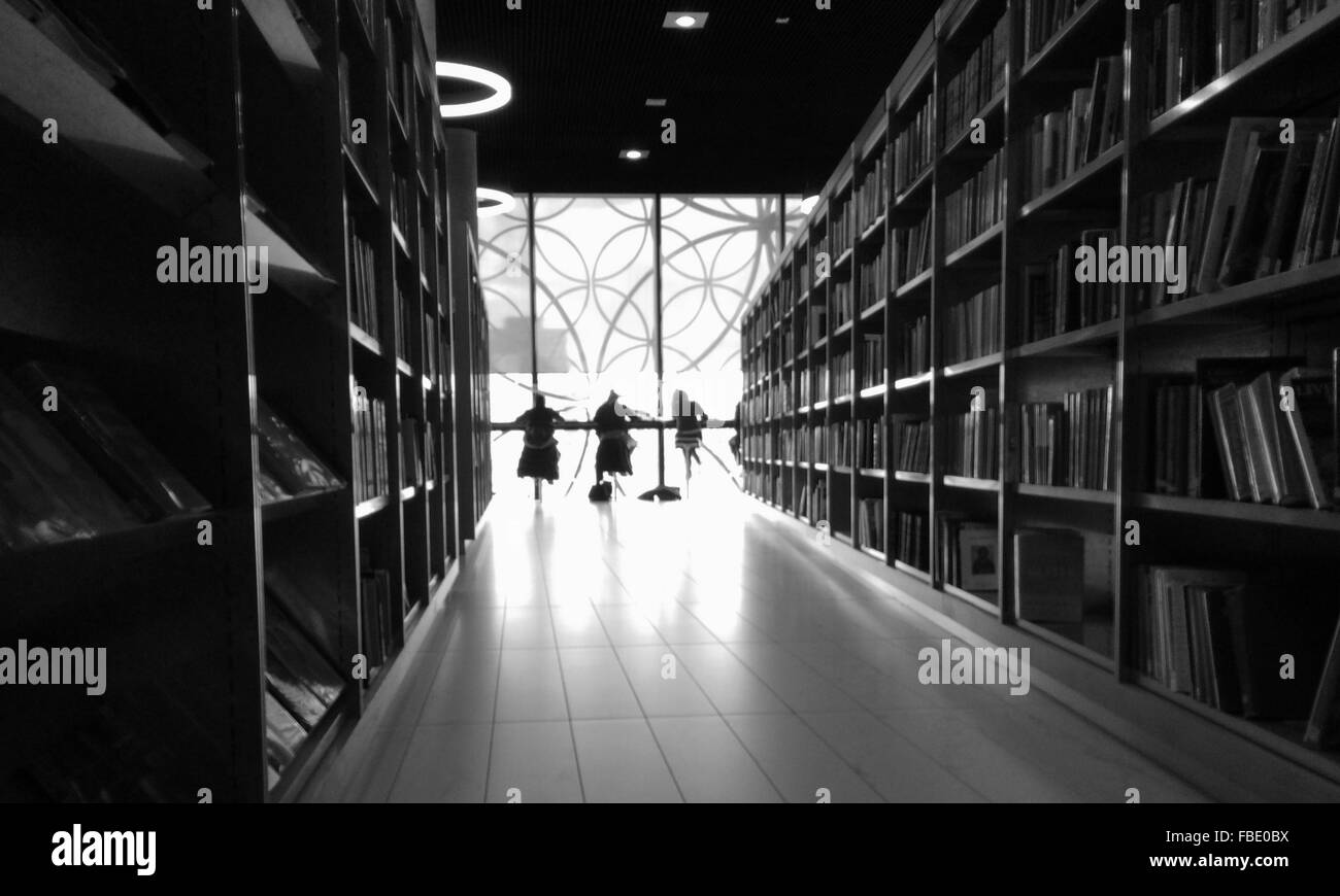 Book book shelf hi-res stock photography and images - Alamy